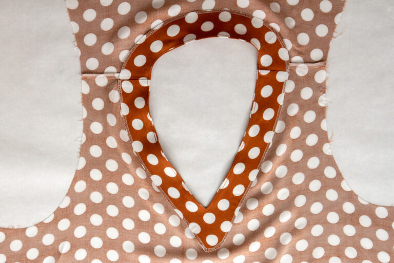 Sew along - How to sew the Cinderella Blouse - I AM Patterns